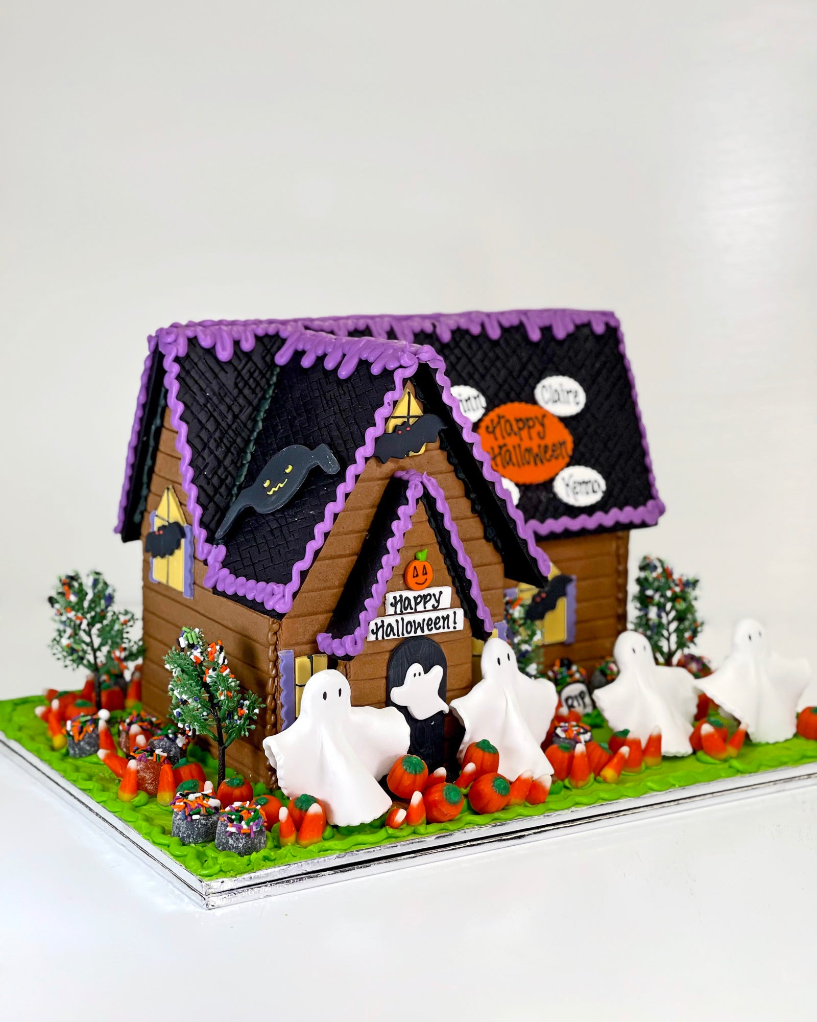 Gingerbread Halloween Haunted House – The Solvang Bakery