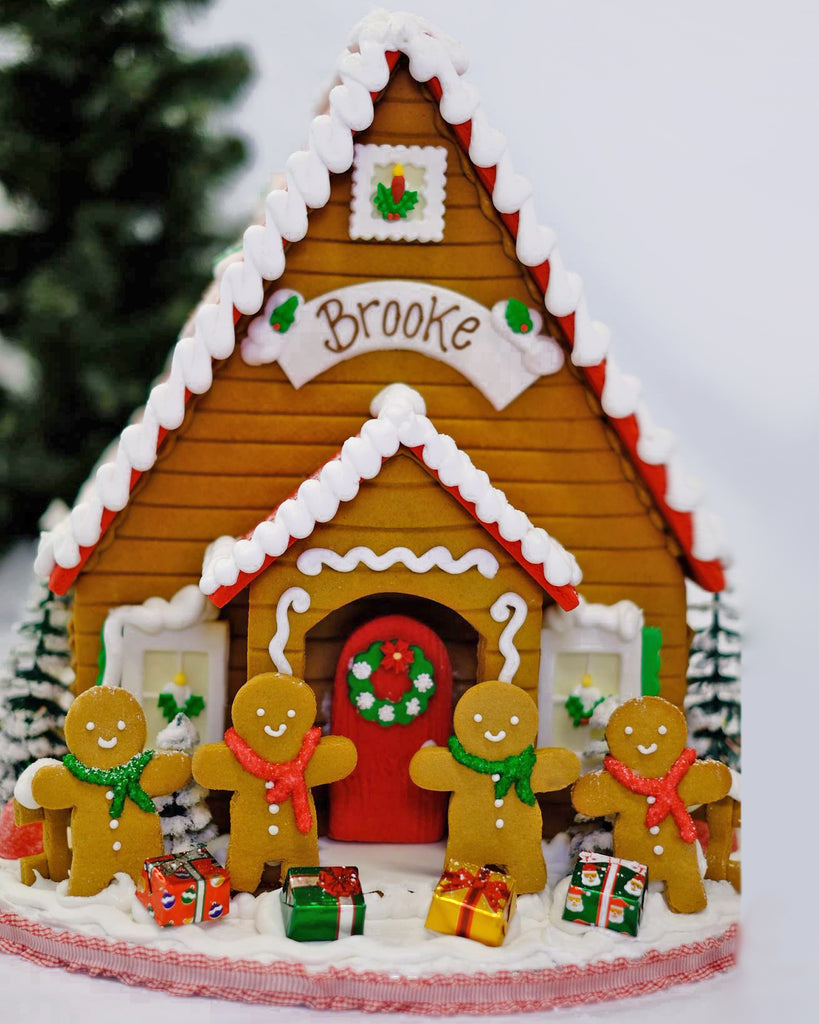 Red Christmas Large Gingerbread House – The Solvang Bakery
