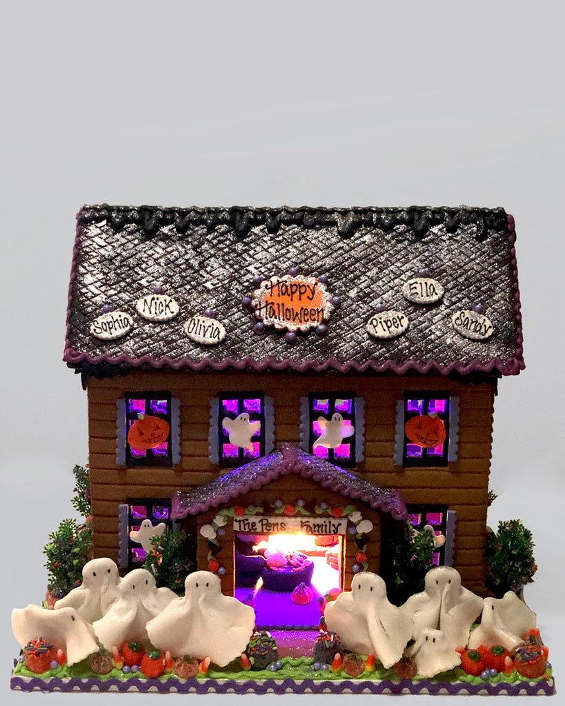 Halloween Gingerbread Manor House with Lights – The Solvang Bakery